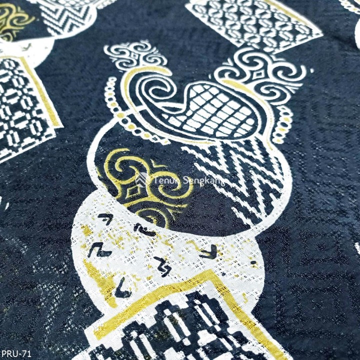 Tenun Sengkang - Kain Tenun Dobby Batik Hitam PRU-71