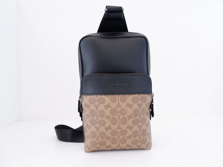 Branded Outlet - COACH GOTHAM PACK IN SIGNATURE CANVAS