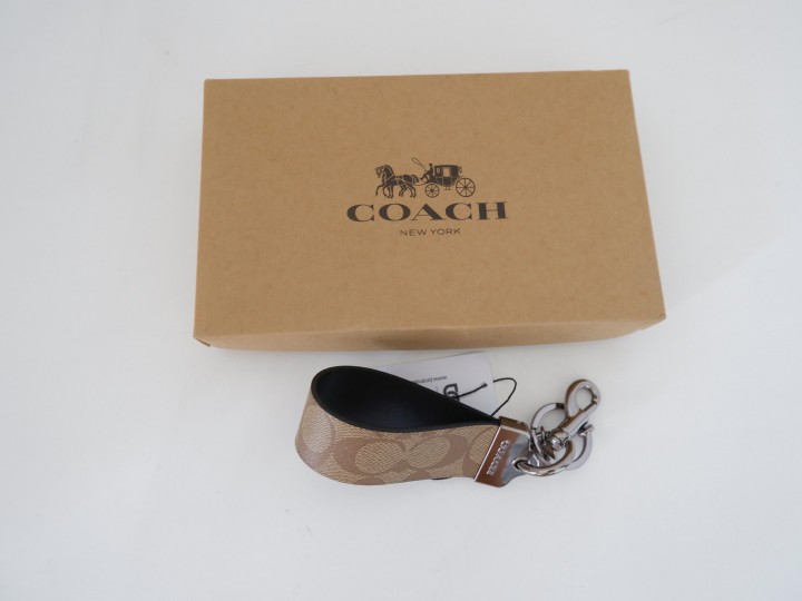 Branded Outlet - COACH LOOP KEY FOB IN SIGNATURE CANVAS
