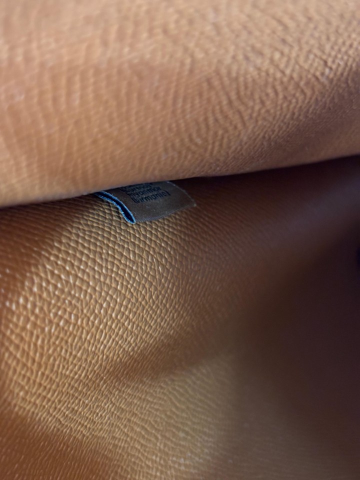 Ready Then Sold - New Coach CV967 Mollie Sign Tote TAN BLACK