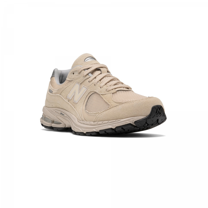 FOUR KICKS STORE - NEW BALANCE 2002R BONE LIGHT ALUMINUM MENS (ML2002RE ...