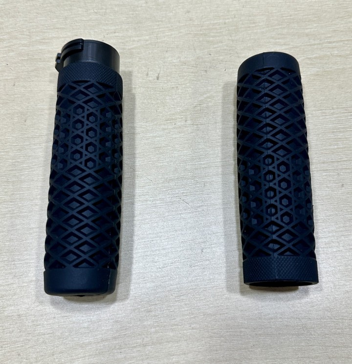 Budung Cycles - HANDGRIP HARLEY WAJIK 1 INCH KABEL GAS BIASA RP9930 2065B