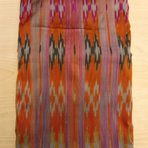Tenun Sengkang - Kain Tenun Bujur Ikat (IND-3)