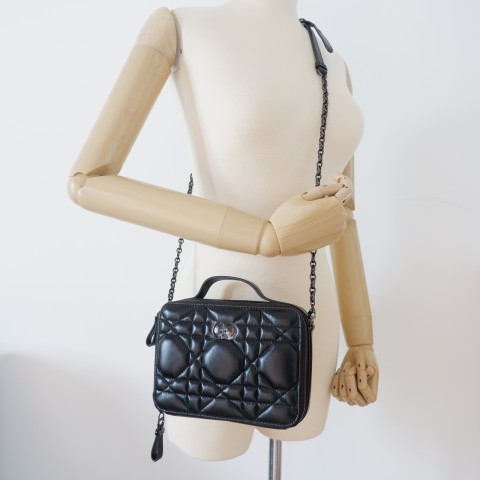 Branded Outlet - DIOR CARO BOX BAG WITH CHAIN LATTE QUILTED MACRO CANNAGE